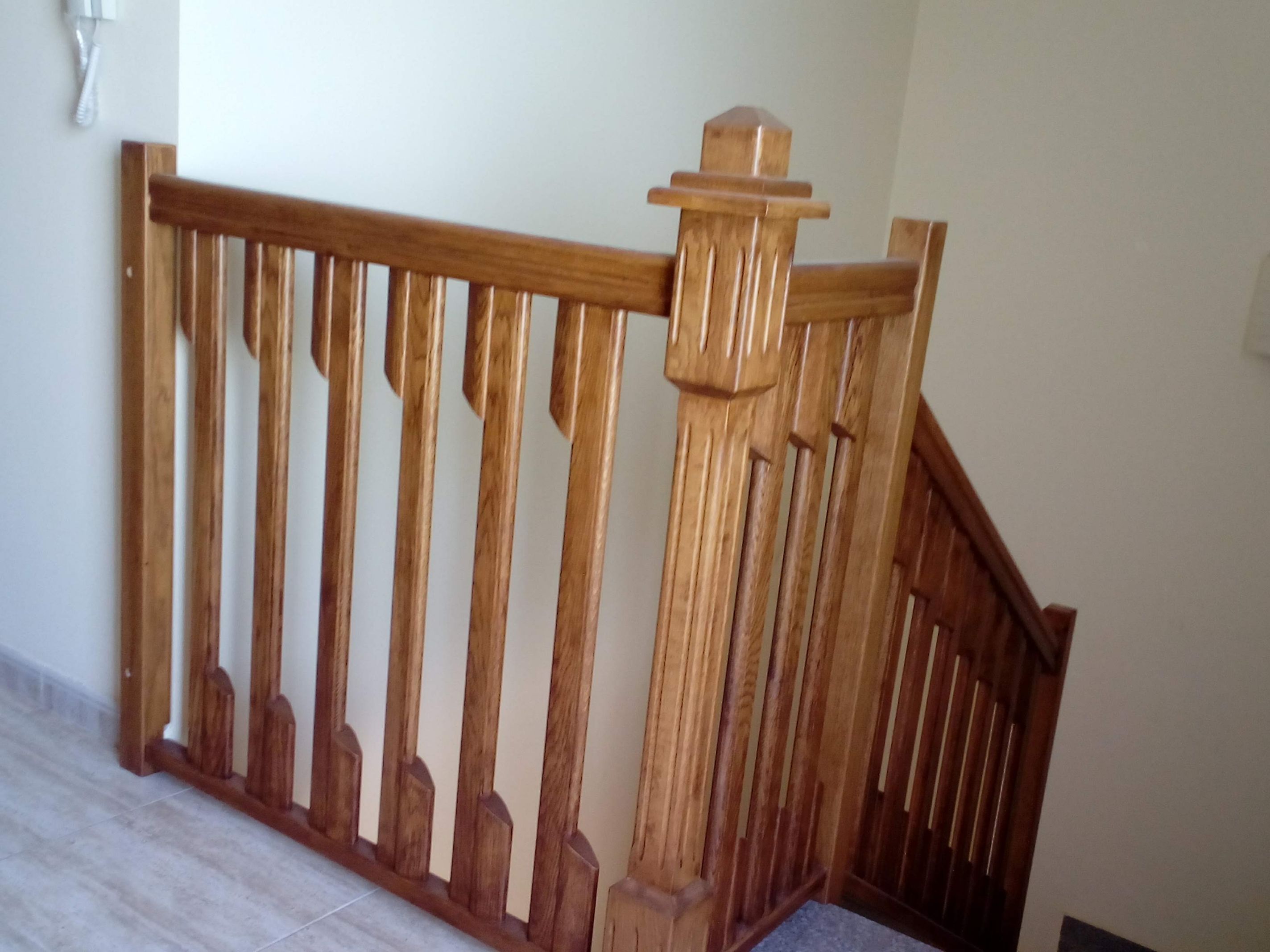 Barandillas y escaleras de madera | CarpinteríaJJ